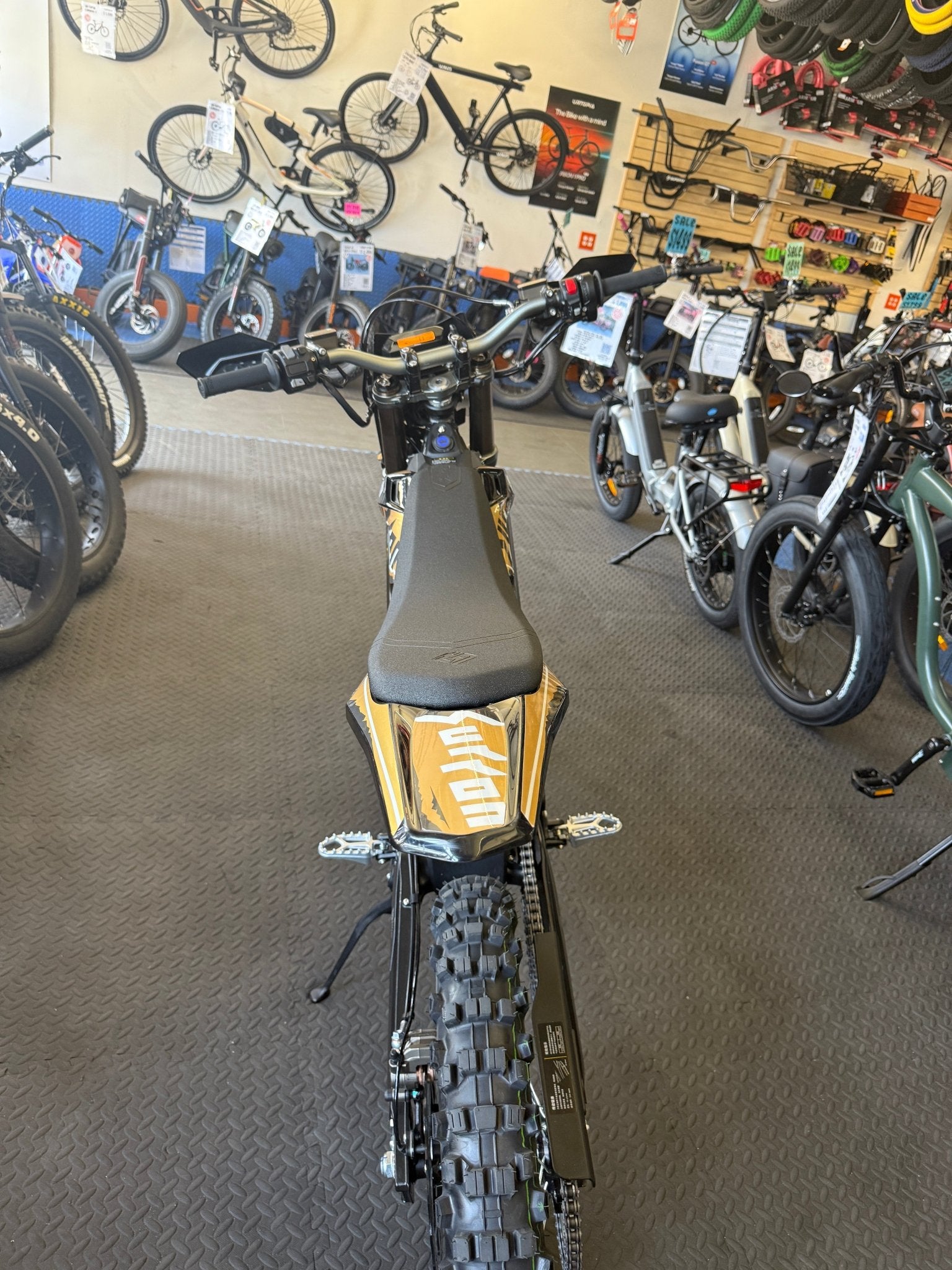 2025 Surron Ultra Bee 21kw Electric Dirt Bike **ASSEMBLED IN STORE ...