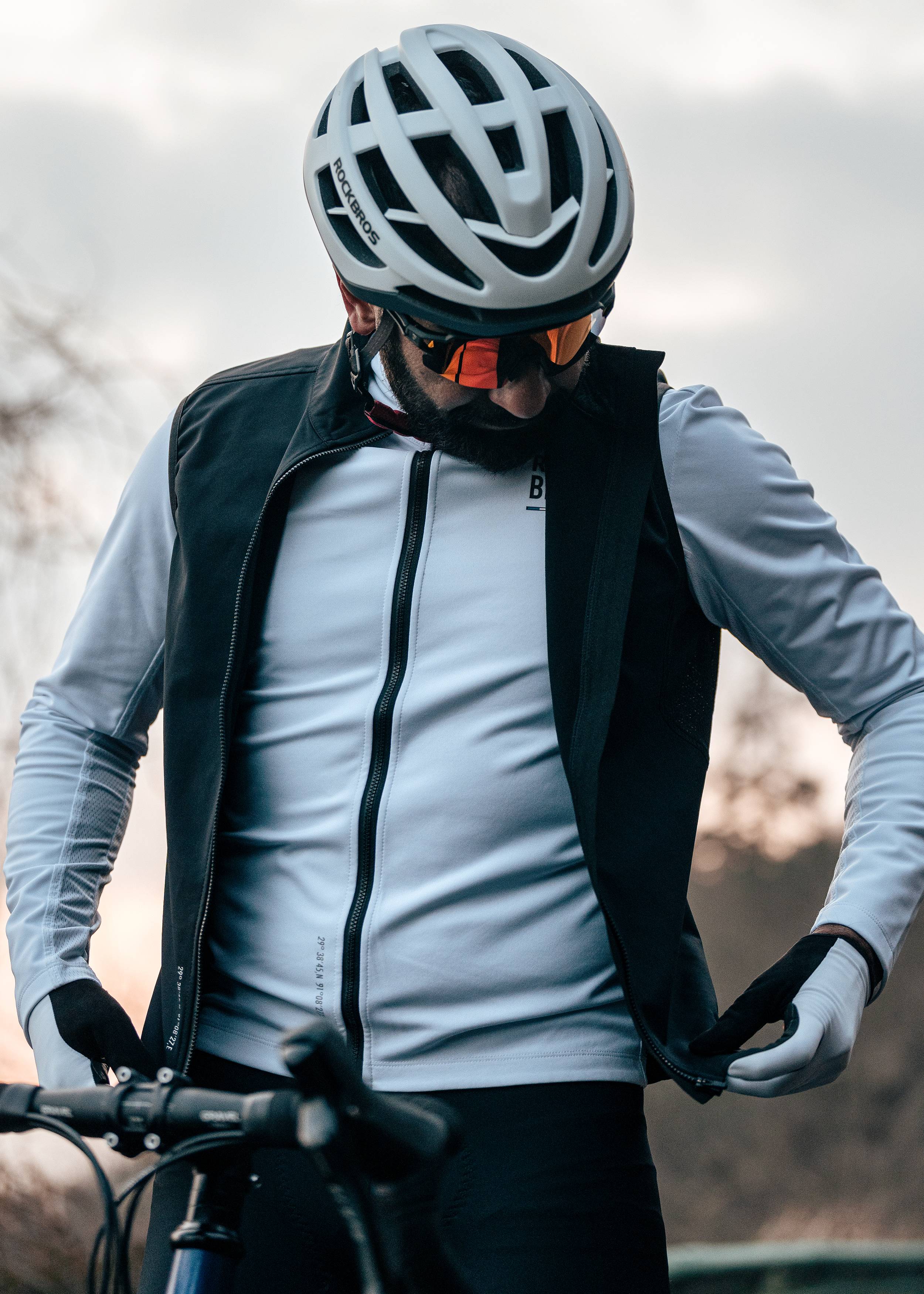 Road to Sky Wind Proof Warm Vest | ROCKBROS | eBike Super Shop
